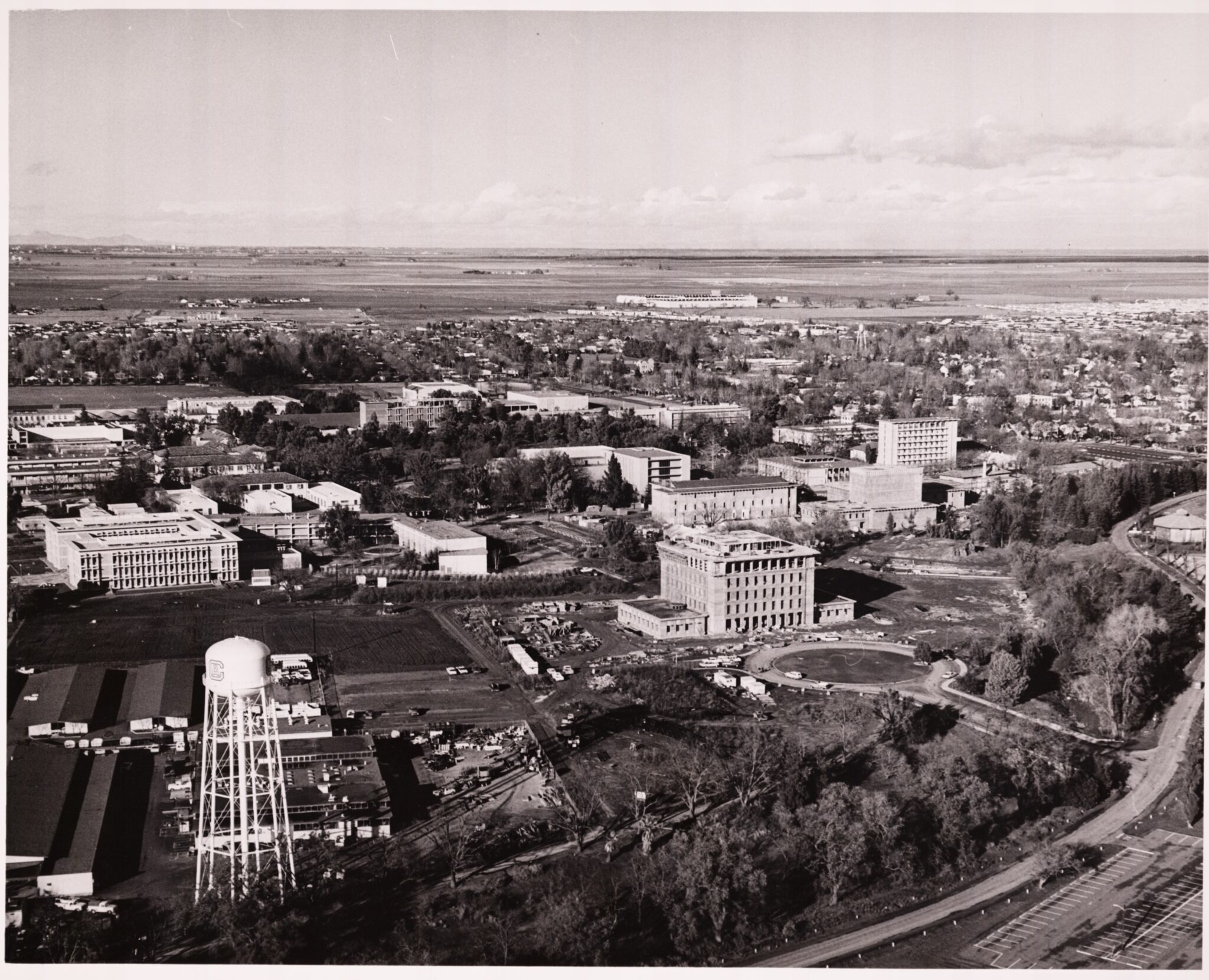Modern Water Towers – UC Davis Library