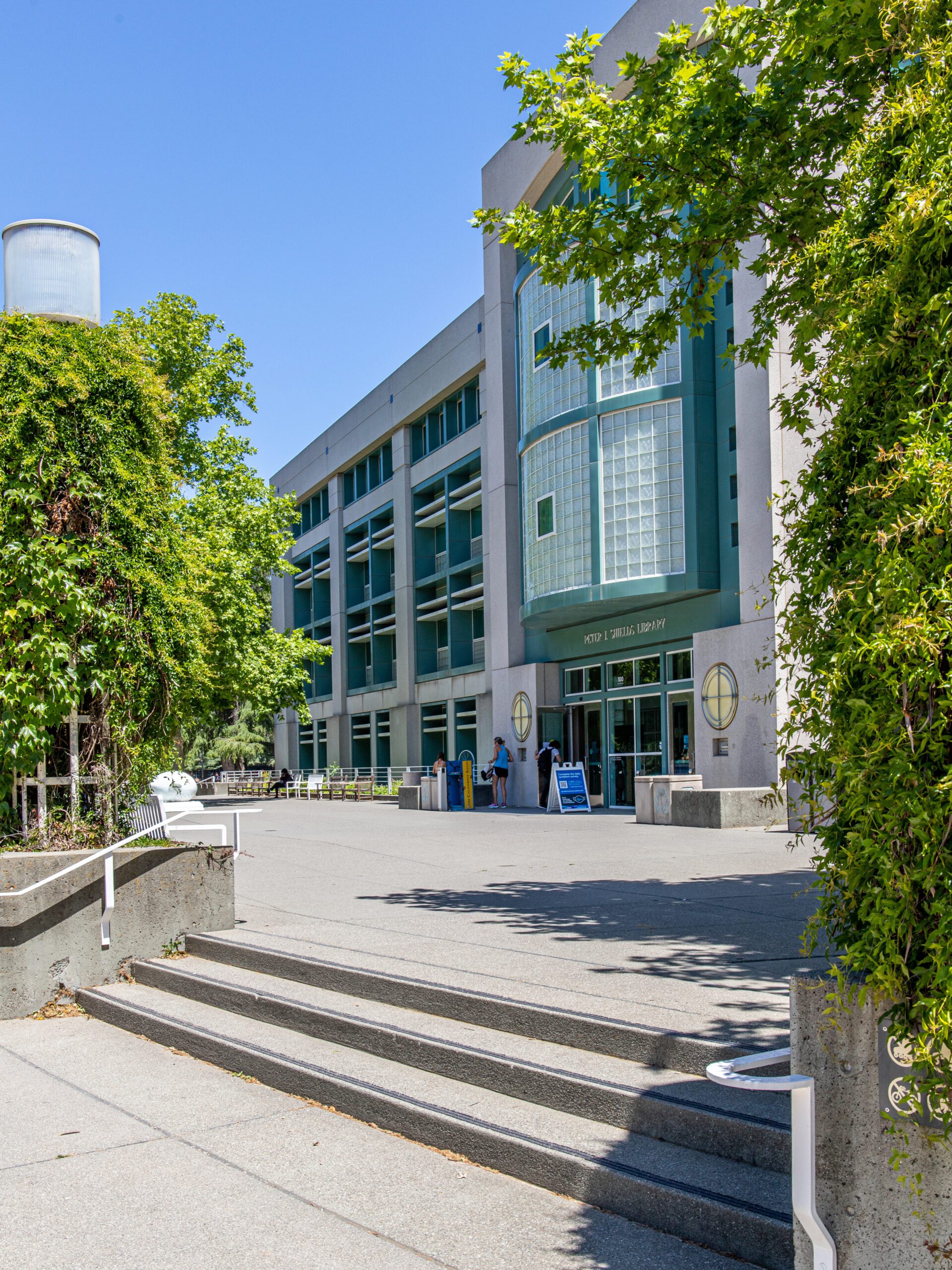 Building Evacuation – UC Davis Library